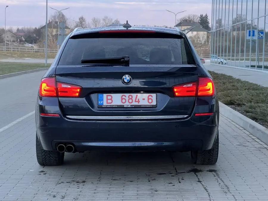 Blue BMW 520 2010 in Rezekne, with an engine capacity of 2.00 L and mileage of 306 thousand km for 7990 €, photo 7 on AUTOMOTO.COM.LV