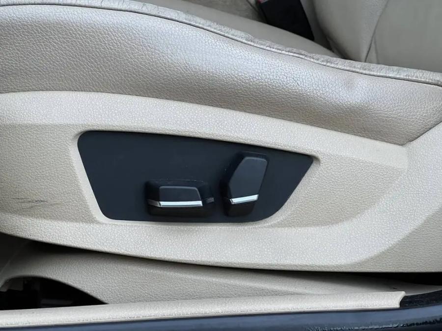 Blue BMW 520 2010 in Rezekne, with an engine capacity of 2.00 L and mileage of 306 thousand km for 7990 €, photo 18 on AUTOMOTO.COM.LV