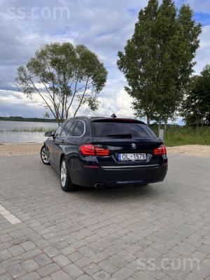 Blue BMW 520 2010 in Ludza, with an engine capacity of 2.00 L and mileage of 306 thousand km for 6650 €, photo 6 on AUTOMOTO.COM.LV