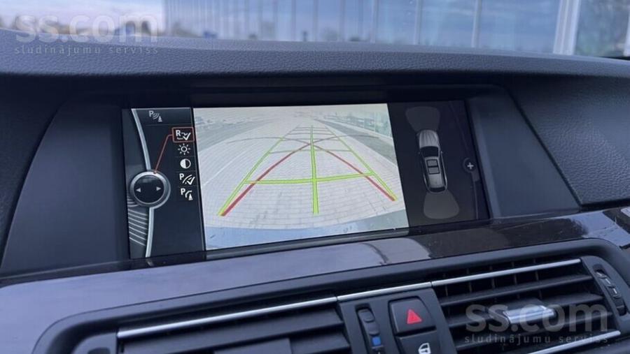 Zils BMW 520 2010 Rīga, ar dzinēja tilpumu 2.00 L un nobraukumu 307 tūkst. km par 6400 €, foto 5 vietnē AUTOMOTO.COM.LV
