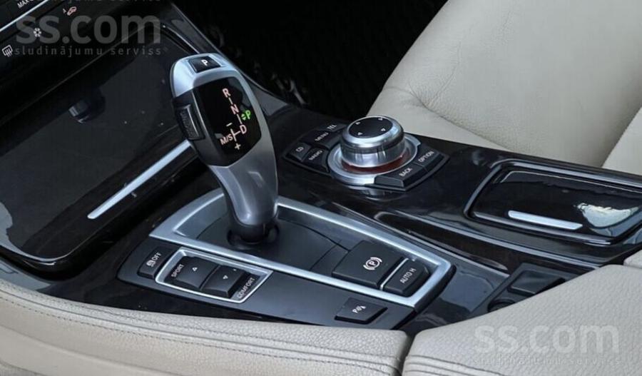 Zils BMW 520 2010 Rīga, ar dzinēja tilpumu 2.00 L un nobraukumu 307 tūkst. km par 6400 €, foto 8 vietnē AUTOMOTO.COM.LV