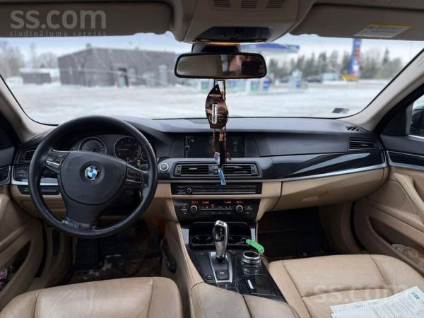 Zils BMW 520 2011 Rīga, ar dzinēja tilpumu 2.00 L un nobraukumu 379 tūkst. km par 7500 €, foto 8 vietnē AUTOMOTO.COM.LV