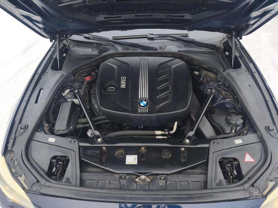 Blue BMW 520 2011 in Kaunas, with an engine capacity of 2.00 L and mileage of 299 thousand km for 7200 €, photo 15 on AUTOMOTO.COM.LV