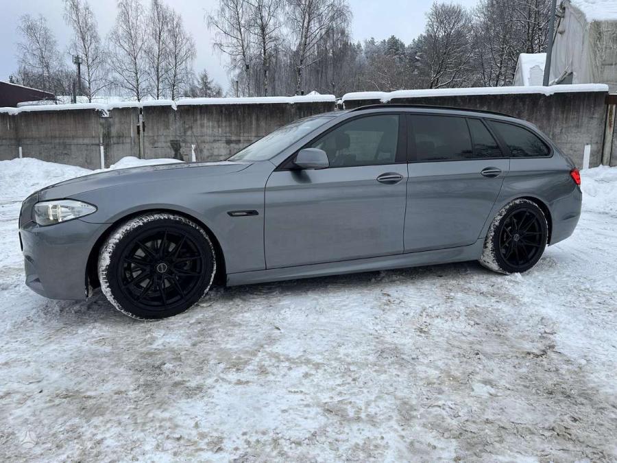 Zils BMW 520 2011 Viļņa, ar dzinēja tilpumu 2.00 L un nobraukumu 293 tūkst. km par 8500 €, foto 2 vietnē AUTOMOTO.COM.LV