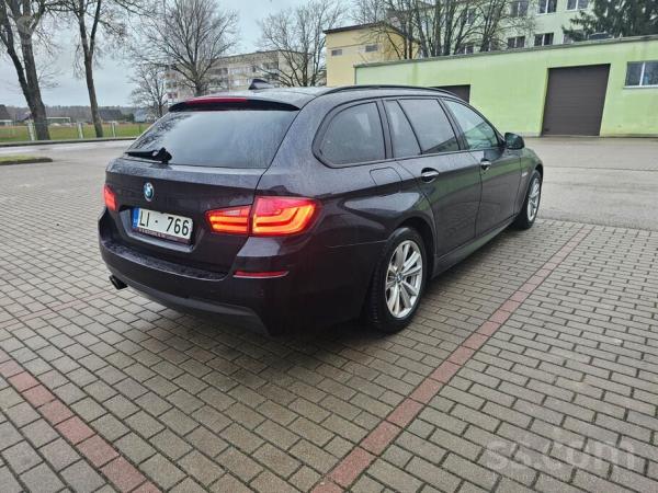 Zils BMW 520 2011 Jēkabpils, ar dzinēja tilpumu 2.00 L un nobraukumu 296 tūkst. km par 8800 €, foto 4 vietnē AUTOMOTO.COM.LV