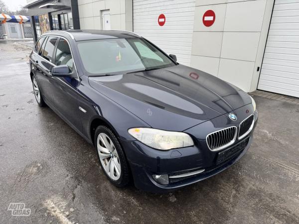Zils BMW 520 2011 Viļņa, ar dzinēja tilpumu 2.00 L un nobraukumu 290 tūkst. km par 5900 €, foto 6 vietnē AUTOMOTO.COM.LV