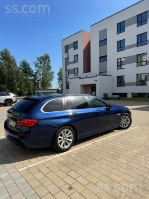 Blue BMW 520 2011 in Riga, with an engine capacity of 2.00 L and mileage of 350 thousand km for 5850 €, photo 8 on AUTOMOTO.COM.LV