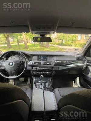 Blue BMW 520 2011 in Riga, with an engine capacity of 2.00 L and mileage of 350 thousand km for 5850 €, photo 25 on AUTOMOTO.COM.LV