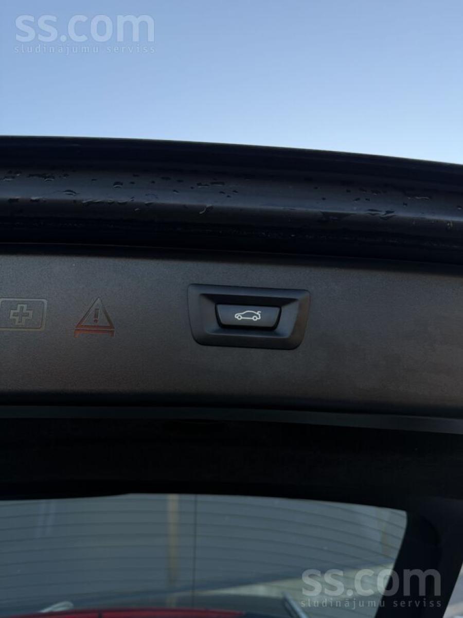 Blue BMW 520 2011 in Riga, with an engine capacity of 2.00 L and mileage of 222 thousand km for 9100 €, photo 21 on AUTOMOTO.COM.LV