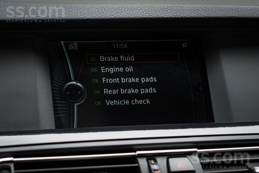 Zils BMW 520 2011 Rīga, ar dzinēja tilpumu 2.00 L un nobraukumu 217 tūkst. km par 6950 €, foto 22 vietnē AUTOMOTO.COM.LV