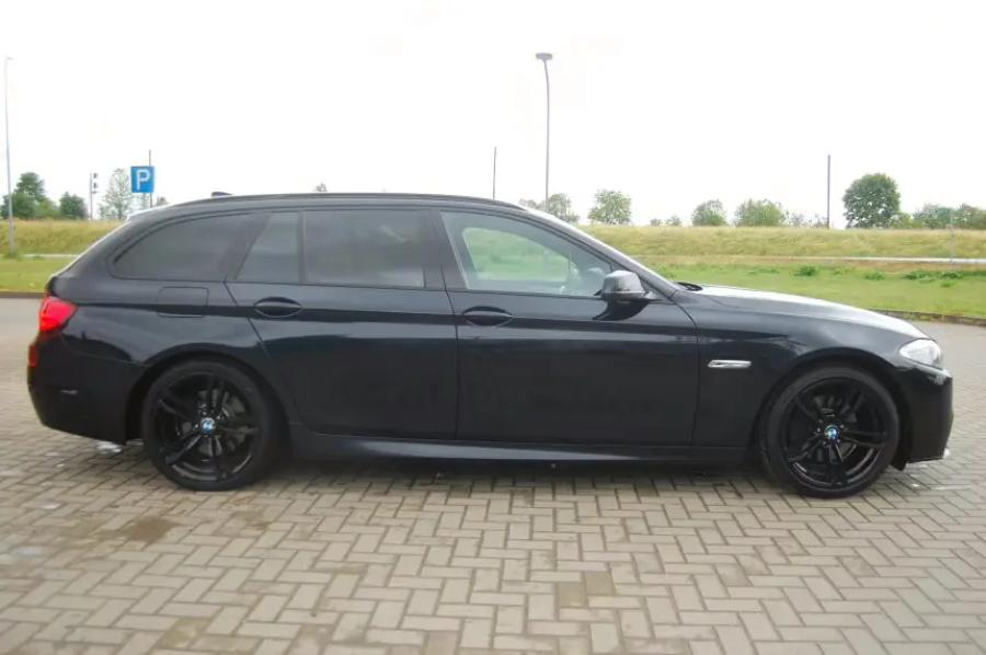 Blue BMW 520 2011 in Jekabpils, with an engine capacity of 2.00 L and mileage of 269 thousand km for 10500 €, photo 7 on AUTOMOTO.COM.LV