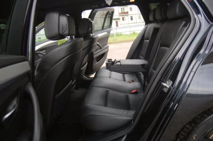 Blue BMW 520 2011 in Jekabpils, with an engine capacity of 2.00 L and mileage of 269 thousand km for 10500 €, photo 13 on AUTOMOTO.COM.LV