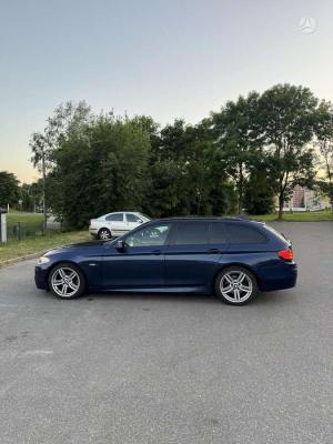 Blue BMW 520 2011 in Vilnius, with an engine capacity of 2.00 L and mileage of 282 thousand km for 10000 €, photo 3 on AUTOMOTO.COM.LV
