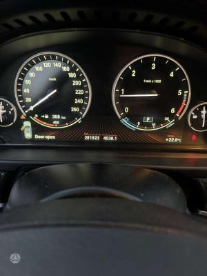 Blue BMW 520 2011 in Vilnius, with an engine capacity of 2.00 L and mileage of 282 thousand km for 10000 €, photo 8 on AUTOMOTO.COM.LV