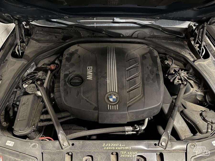 Blue BMW 520 2011 in Vilnius, with an engine capacity of 2.00 L and mileage of 301 thousand km for 7200 €, photo 15 on AUTOMOTO.COM.LV