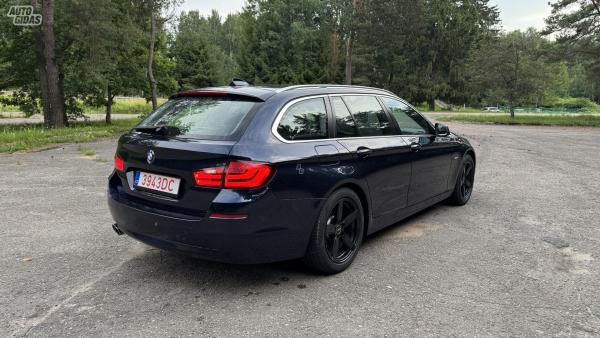 Blue BMW 520 2011 in Raseiniai, with an engine capacity of 2.00 L and mileage of 316 thousand km for 6500 €, photo 4 on AUTOMOTO.COM.LV