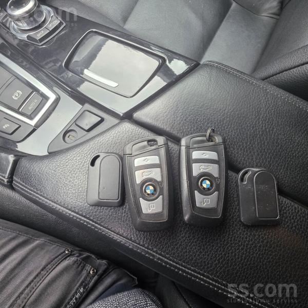 Zils BMW 520 2011 Daugavpils, ar dzinēja tilpumu 2.00 L un nobraukumu 318 tūkst. km par 5500 €, foto 3 vietnē AUTOMOTO.COM.LV
