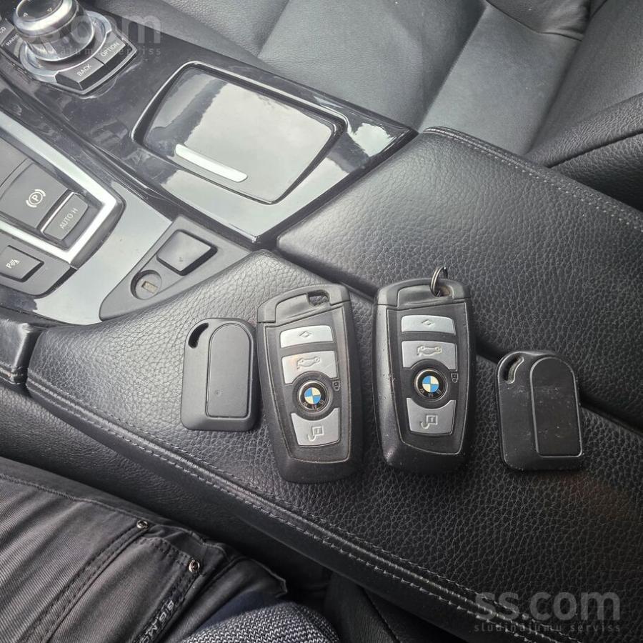 Zils BMW 520 2011 Daugavpils, ar dzinēja tilpumu 2.00 L un nobraukumu 318 tūkst. km par 5500 €, foto 4 vietnē AUTOMOTO.COM.LV