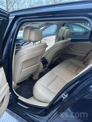 Blue BMW 520 2011 in Riga, with an engine capacity of 2.00 L and mileage of 326 thousand km for 7250 €, photo 11 on AUTOMOTO.COM.LV