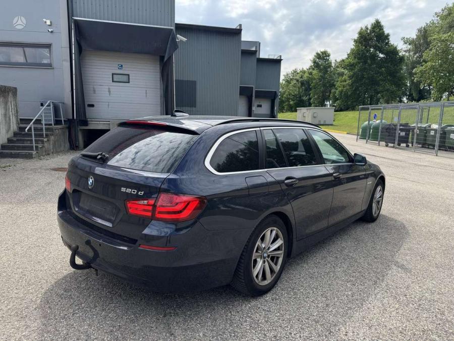 Zils BMW 520 2011 Alīta, ar dzinēja tilpumu 2.00 L un nobraukumu 355 tūkst. km par 4450 €, foto 5 vietnē AUTOMOTO.COM.LV