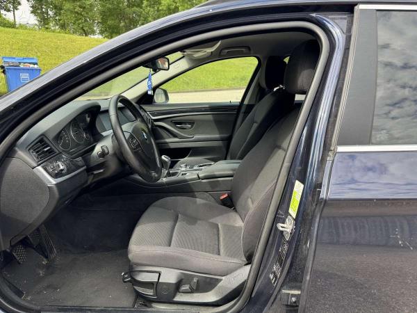 Zils BMW 520 2011 Alīta, ar dzinēja tilpumu 2.00 L un nobraukumu 355 tūkst. km par 4450 €, foto 6 vietnē AUTOMOTO.COM.LV