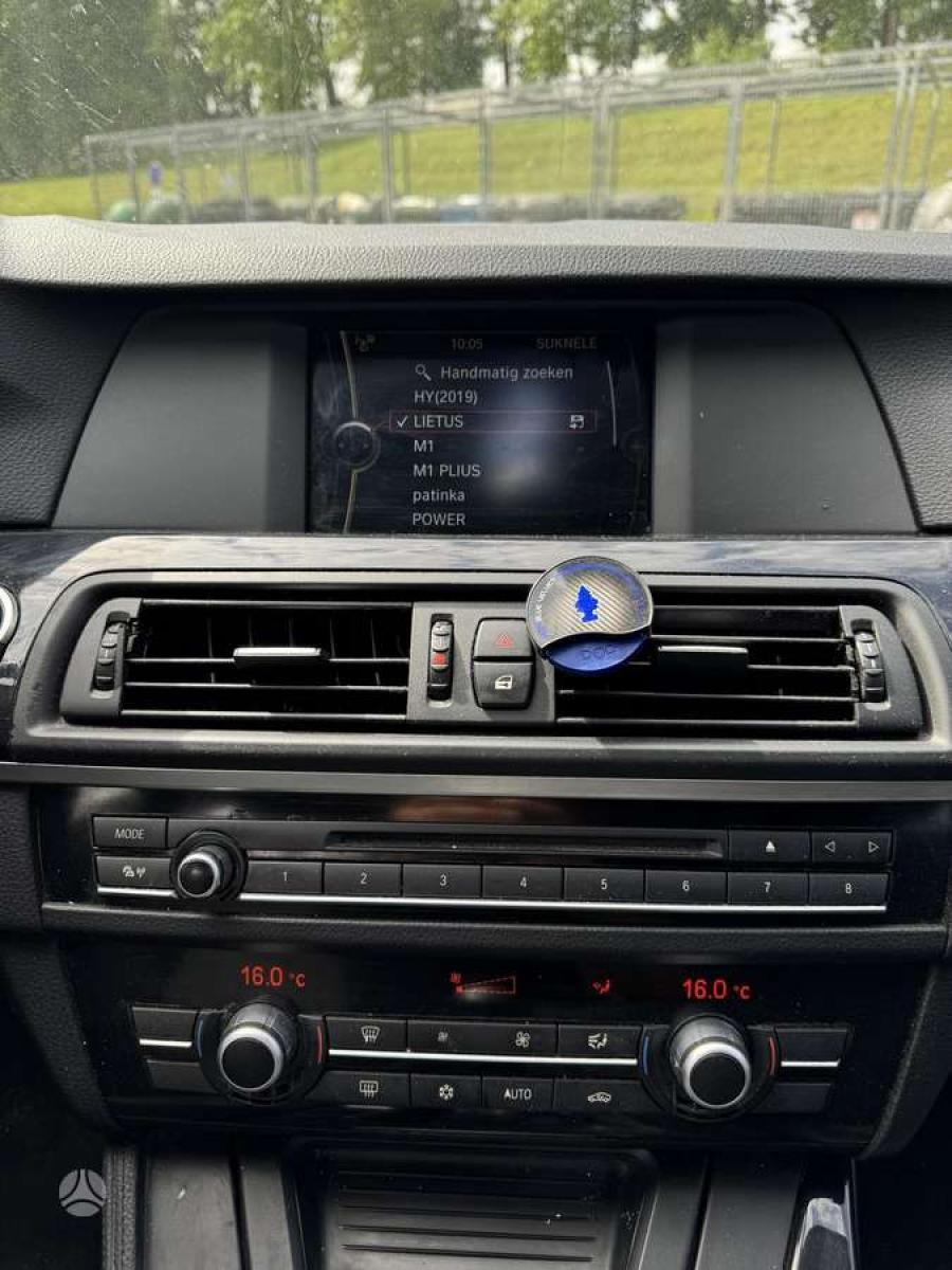 Zils BMW 520 2011 Alīta, ar dzinēja tilpumu 2.00 L un nobraukumu 355 tūkst. km par 4450 €, foto 13 vietnē AUTOMOTO.COM.LV