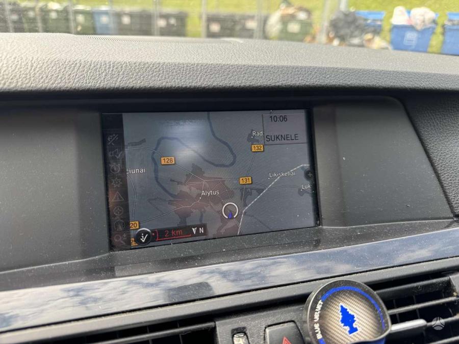 Zils BMW 520 2011 Alīta, ar dzinēja tilpumu 2.00 L un nobraukumu 355 tūkst. km par 4450 €, foto 14 vietnē AUTOMOTO.COM.LV