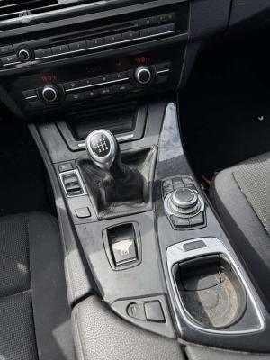 Zils BMW 520 2011 Alīta, ar dzinēja tilpumu 2.00 L un nobraukumu 355 tūkst. km par 4450 €, foto 17 vietnē AUTOMOTO.COM.LV