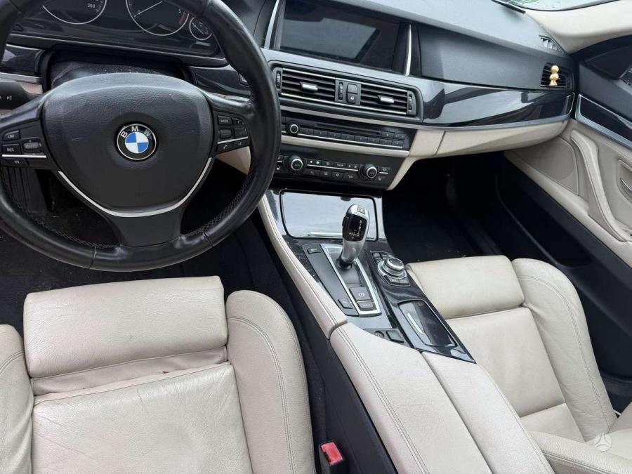 Zils BMW 520 2011 Kauņa, ar dzinēja tilpumu 2.00 L un nobraukumu 170 tūkst. km par 4750 €, foto 7 vietnē AUTOMOTO.COM.LV