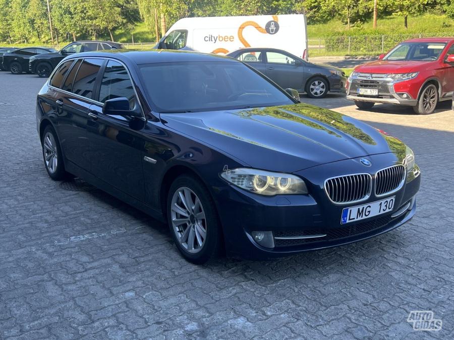 Zils BMW 520 2011 Viļņa, ar dzinēja tilpumu 2.00 L un nobraukumu 403 tūkst. km par 6000 €, foto 4 vietnē AUTOMOTO.COM.LV