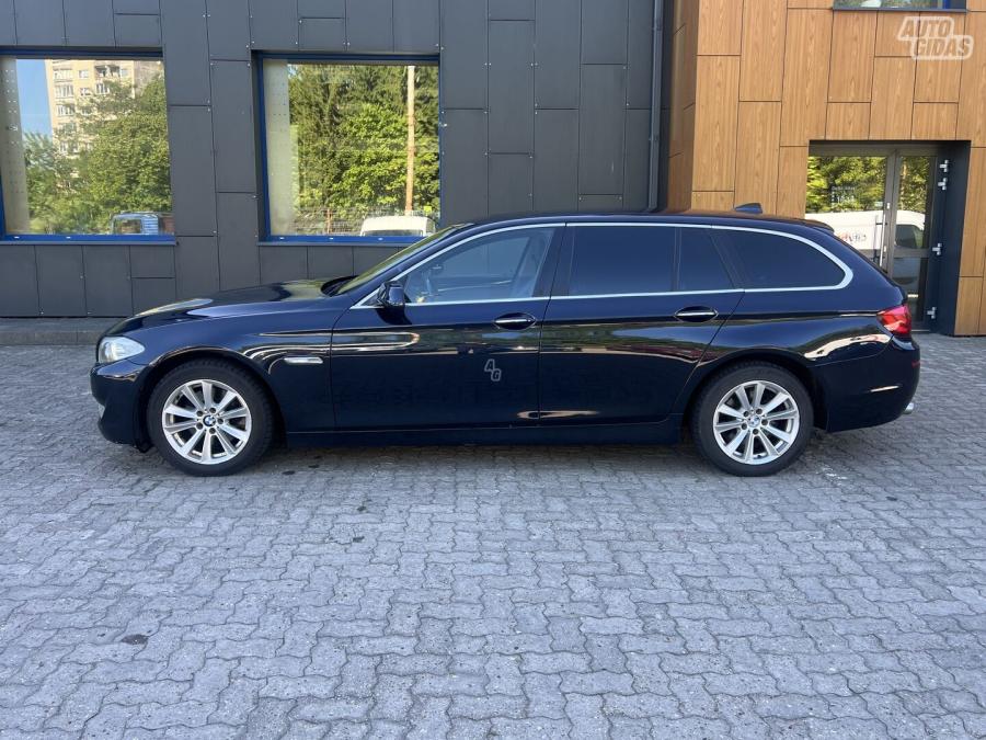 Zils BMW 520 2011 Viļņa, ar dzinēja tilpumu 2.00 L un nobraukumu 403 tūkst. km par 6000 €, foto 9 vietnē AUTOMOTO.COM.LV