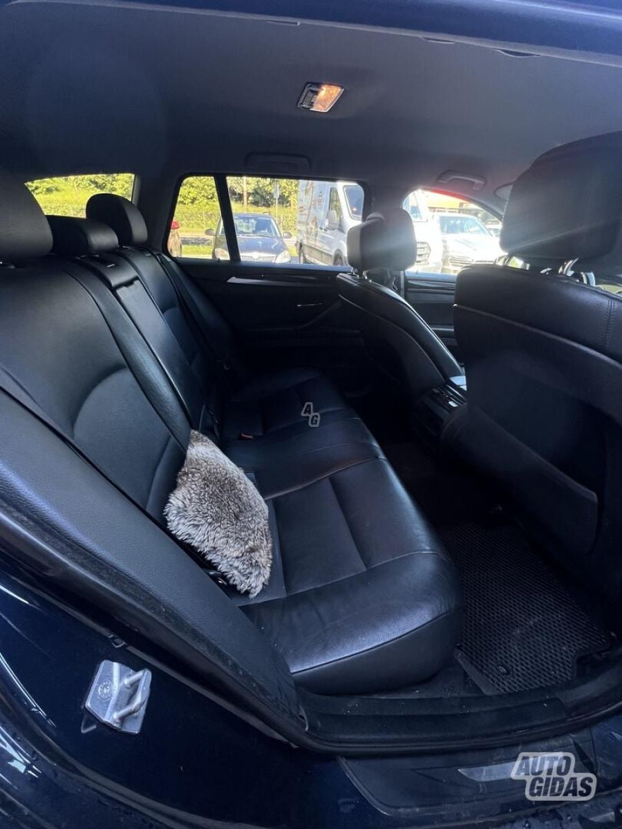 Zils BMW 520 2011 Viļņa, ar dzinēja tilpumu 2.00 L un nobraukumu 403 tūkst. km par 6000 €, foto 14 vietnē AUTOMOTO.COM.LV