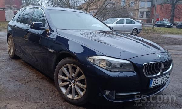 Blue BMW 520 2012 in Riga, with an engine capacity of 2.00 L and mileage of 0 thousand km for 4950 €, photo 2 on AUTOMOTO.COM.LV