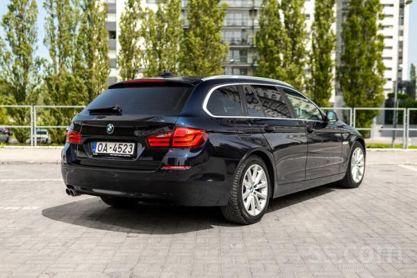Blue BMW 520 2012 in Riga, with an engine capacity of 2.00 L and mileage of 353 thousand km for 6990 €, photo 5 on AUTOMOTO.COM.LV