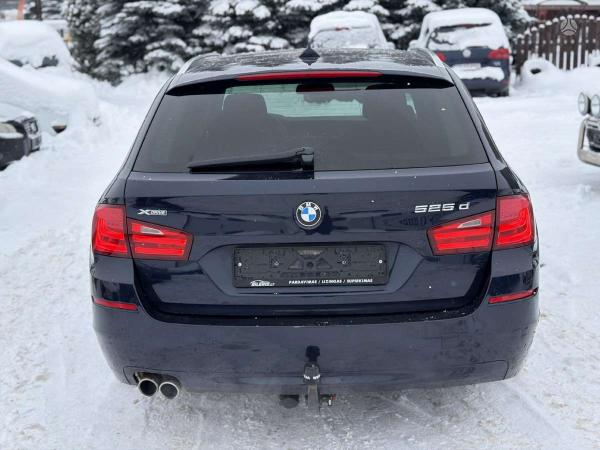 Zils BMW 520 2012 Utena, ar dzinēja tilpumu 2.00 L un nobraukumu 329 tūkst. km par 6990 €, foto 8 vietnē AUTOMOTO.COM.LV