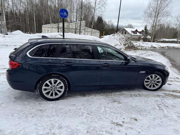 Blue BMW 520 2012 in Vilnius, with an engine capacity of 0.00 L and mileage of 358 thousand km for 8600 €, photo 7 on AUTOMOTO.COM.LV