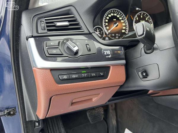 Blue BMW 520 2012 in Siauliai, with an engine capacity of 2.00 L and mileage of 271 thousand km for 9800 €, photo 2 on AUTOMOTO.COM.LV