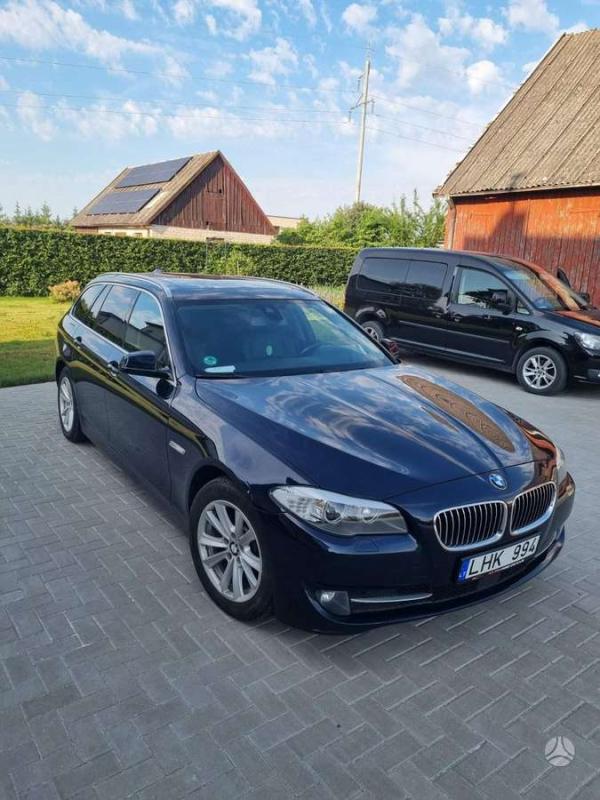Blue BMW 520 2012 in Sakiai, with an engine capacity of 2.00 L and mileage of 293 thousand km for 7500 €, photo 2 on AUTOMOTO.COM.LV