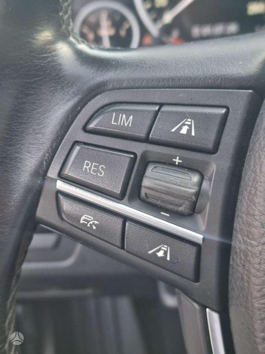 Zils BMW 520 2012 Šakiai, ar dzinēja tilpumu 2.00 L un nobraukumu 293 tūkst. km par 7500 €, foto 8 vietnē AUTOMOTO.COM.LV