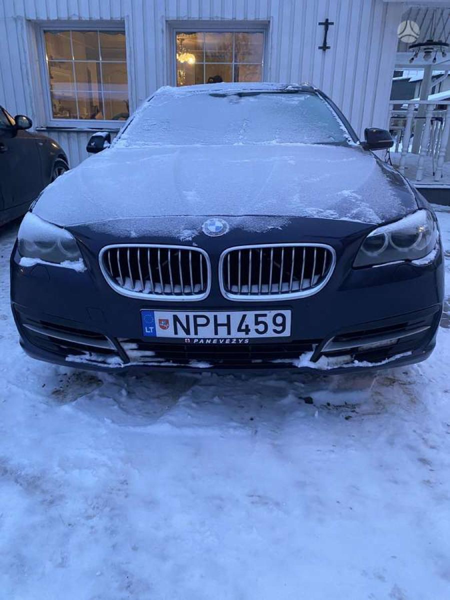 Blue BMW 520 2013 in Panevezys, with an engine capacity of 2.00 L and mileage of 309 thousand km for 4000 €, photo 1 on AUTOMOTO.COM.LV