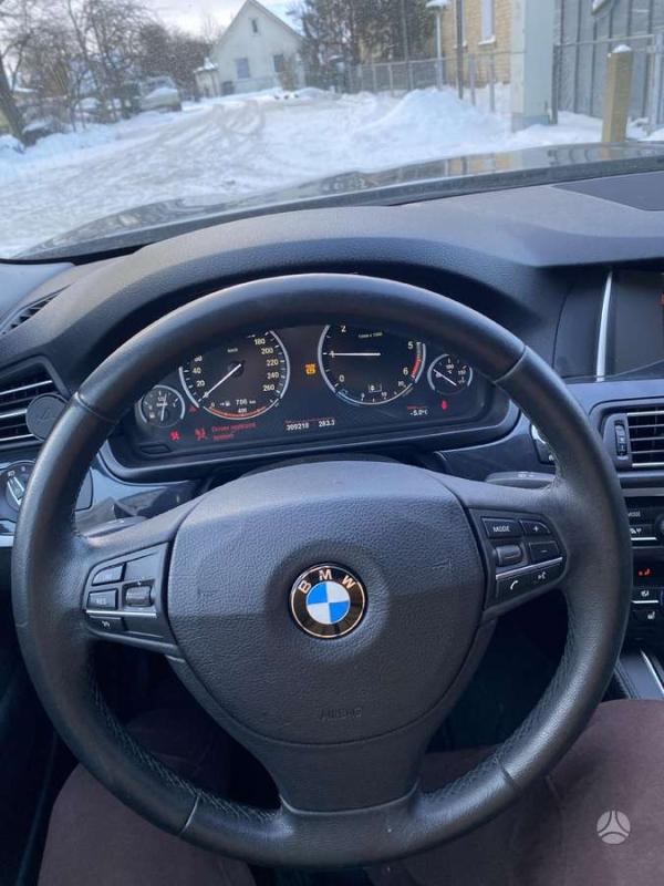 Zils BMW 520 2013 Panevēža, ar dzinēja tilpumu 2.00 L un nobraukumu 309 tūkst. km par 4000 €, foto 8 vietnē AUTOMOTO.COM.LV