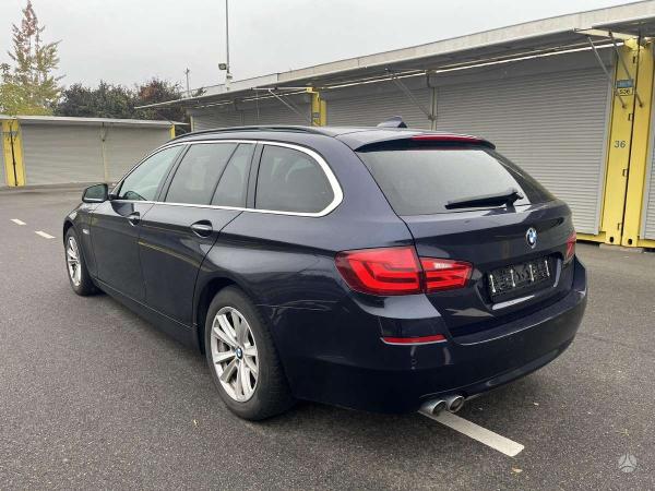 Blue BMW 520 2013 in Kaunas, with an engine capacity of 0.00 L and mileage of 267 thousand km for 8499 €, photo 6 on AUTOMOTO.COM.LV