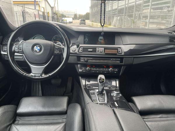 Blue BMW 520 2013 in Kaunas, with an engine capacity of 0.00 L and mileage of 267 thousand km for 8499 €, photo 7 on AUTOMOTO.COM.LV