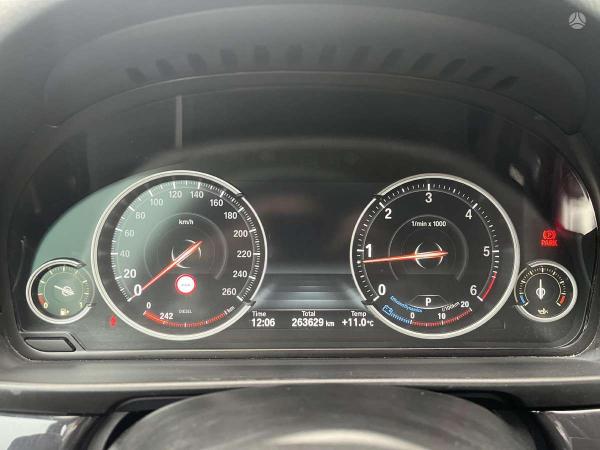 Blue BMW 520 2013 in Kaunas, with an engine capacity of 0.00 L and mileage of 267 thousand km for 8499 €, photo 10 on AUTOMOTO.COM.LV