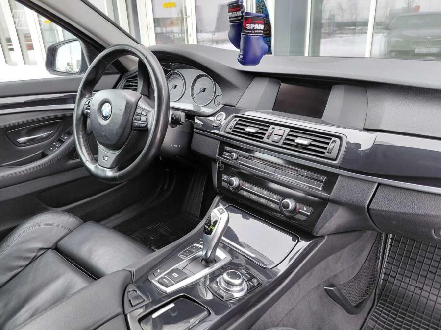 Zils BMW 520 2013 Viļņa, ar dzinēja tilpumu 2.00 L un nobraukumu 355 tūkst. km par 8000 €, foto 12 vietnē AUTOMOTO.COM.LV