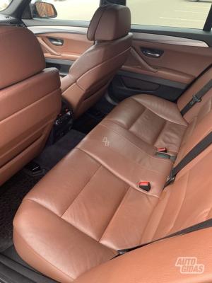Blue BMW 520 2013 in Kaunas, with an engine capacity of 2.00 L and mileage of 342 thousand km for 9750 €, photo 9 on AUTOMOTO.COM.LV
