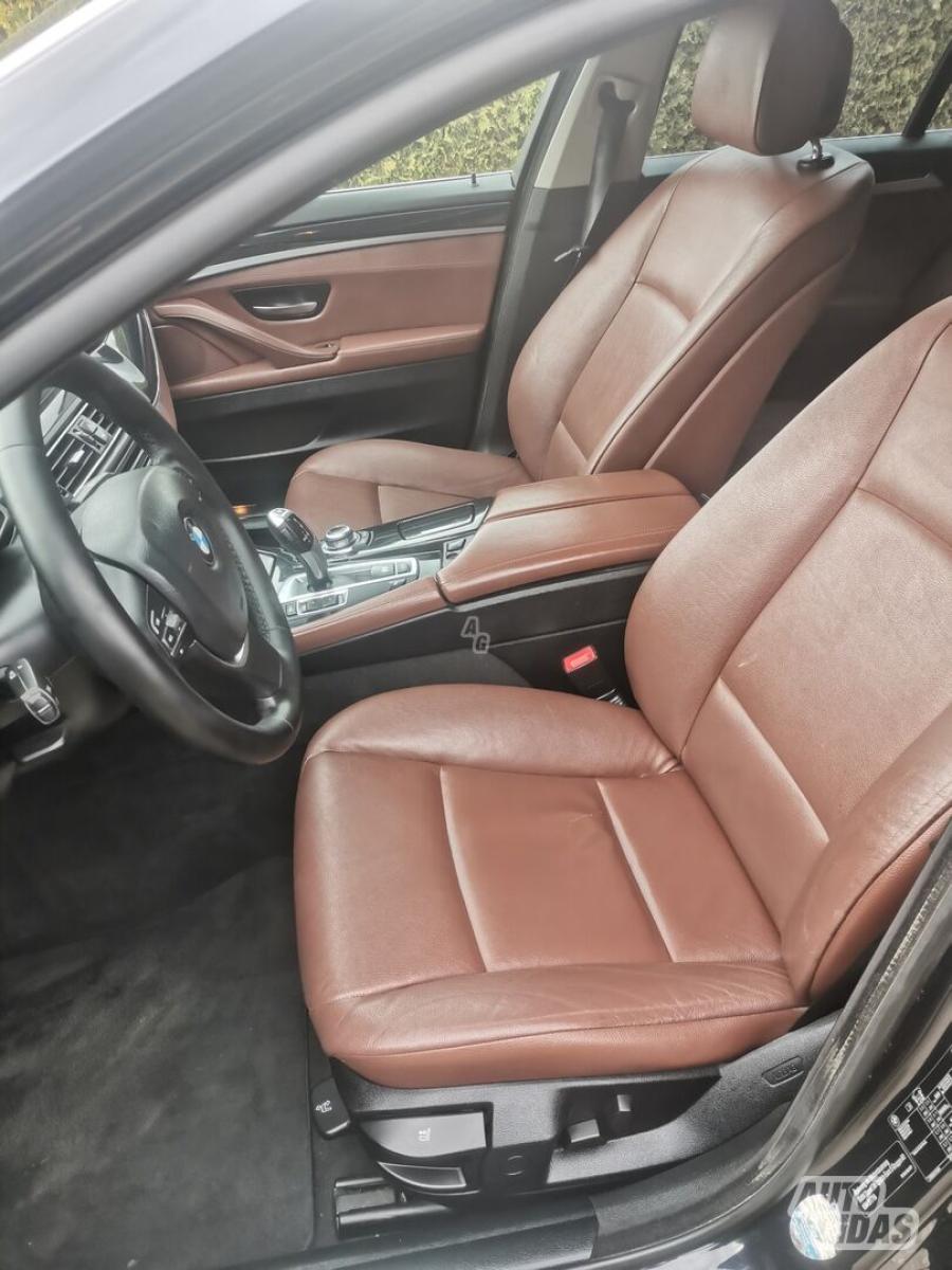 Blue BMW 520 2013 in Vilnius, with an engine capacity of 2.00 L and mileage of 353 thousand km for 7900 €, photo 11 on AUTOMOTO.COM.LV