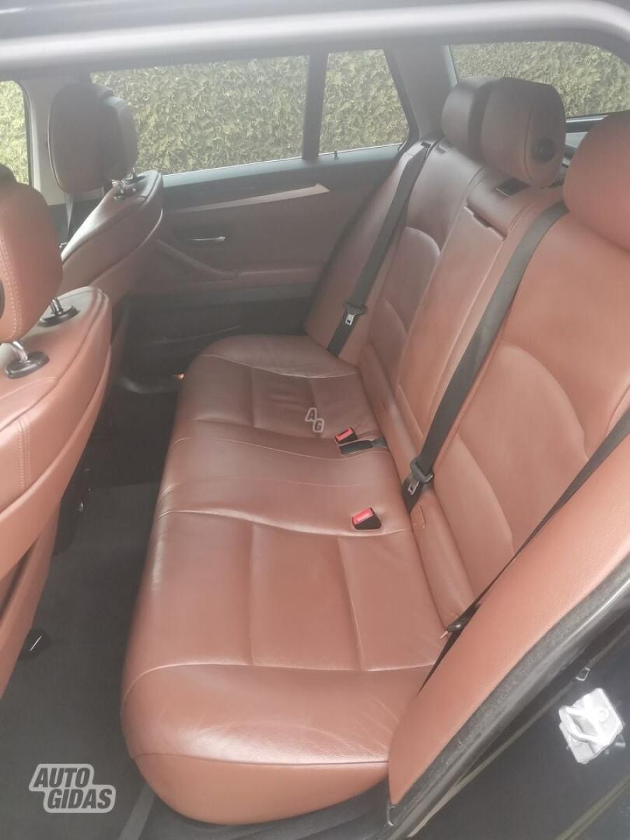 Blue BMW 520 2013 in Vilnius, with an engine capacity of 2.00 L and mileage of 353 thousand km for 7900 €, photo 12 on AUTOMOTO.COM.LV