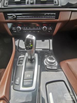 Blue BMW 520 2013 in Vilnius, with an engine capacity of 2.00 L and mileage of 353 thousand km for 7900 €, photo 16 on AUTOMOTO.COM.LV