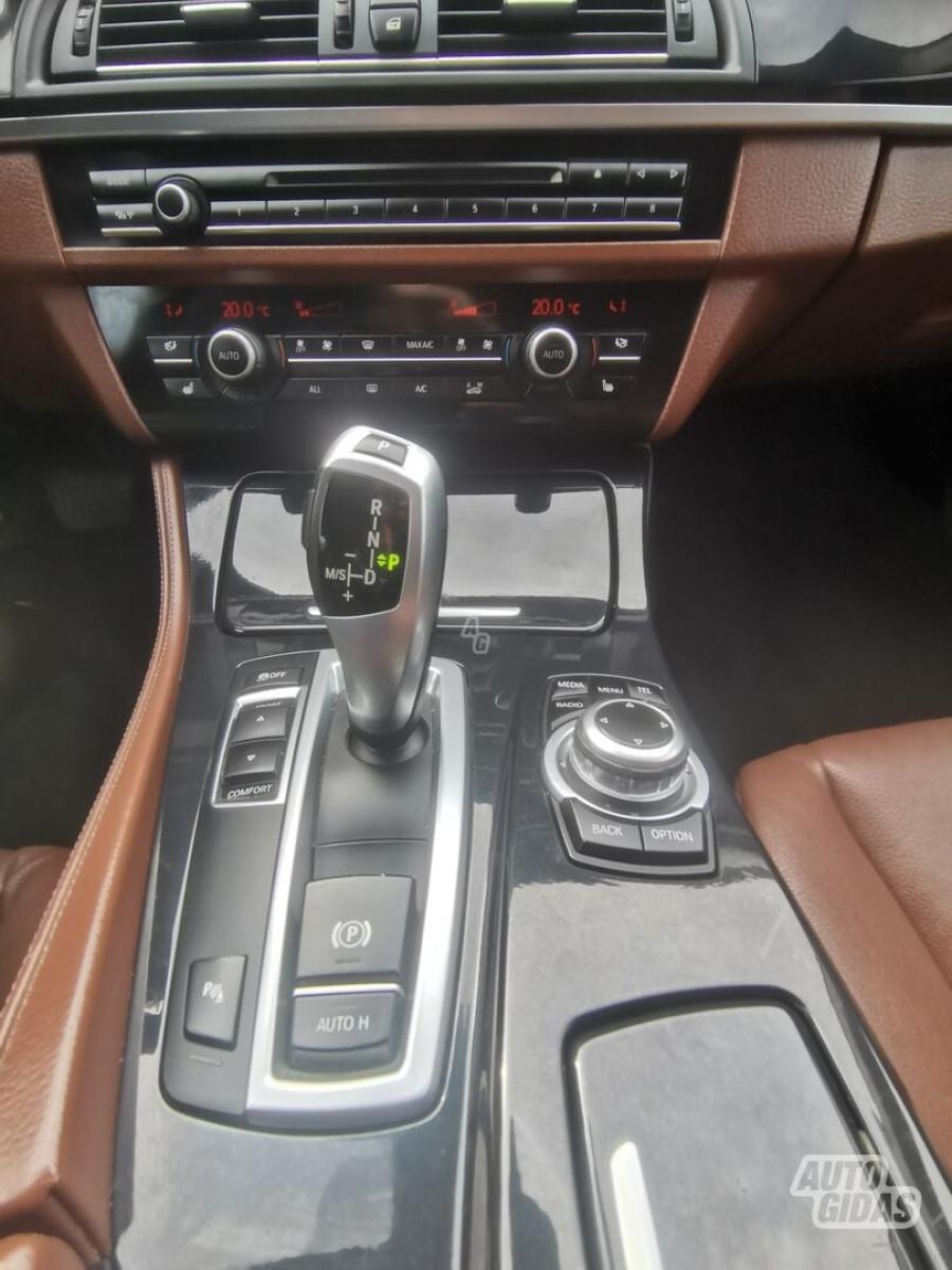 Blue BMW 520 2013 in Vilnius, with an engine capacity of 2.00 L and mileage of 353 thousand km for 7900 €, photo 16 on AUTOMOTO.COM.LV